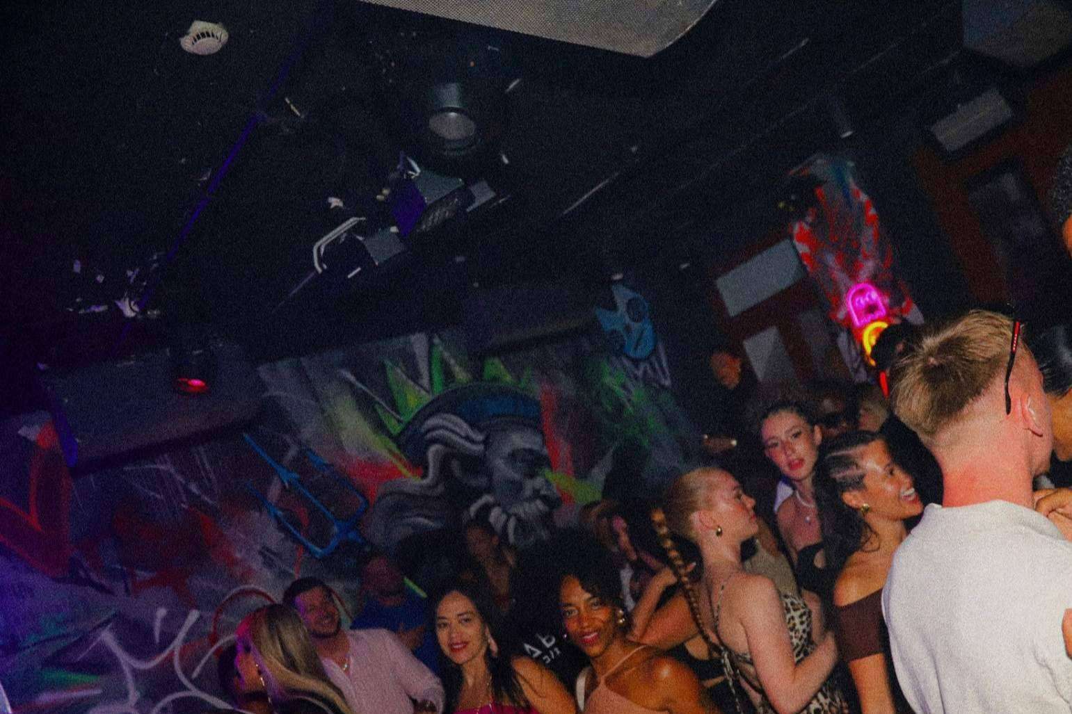 Discover the top nightclubs in Mykonos this summer; Exclusive parties ...